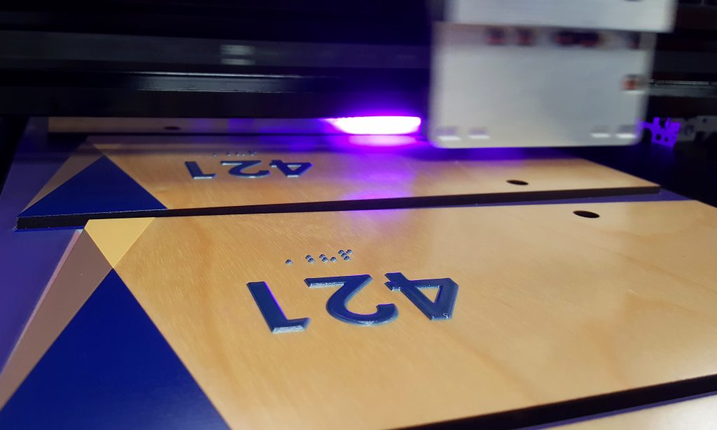 ADD FULL-COLOR PRINTING TO YOUR BUSINESS!