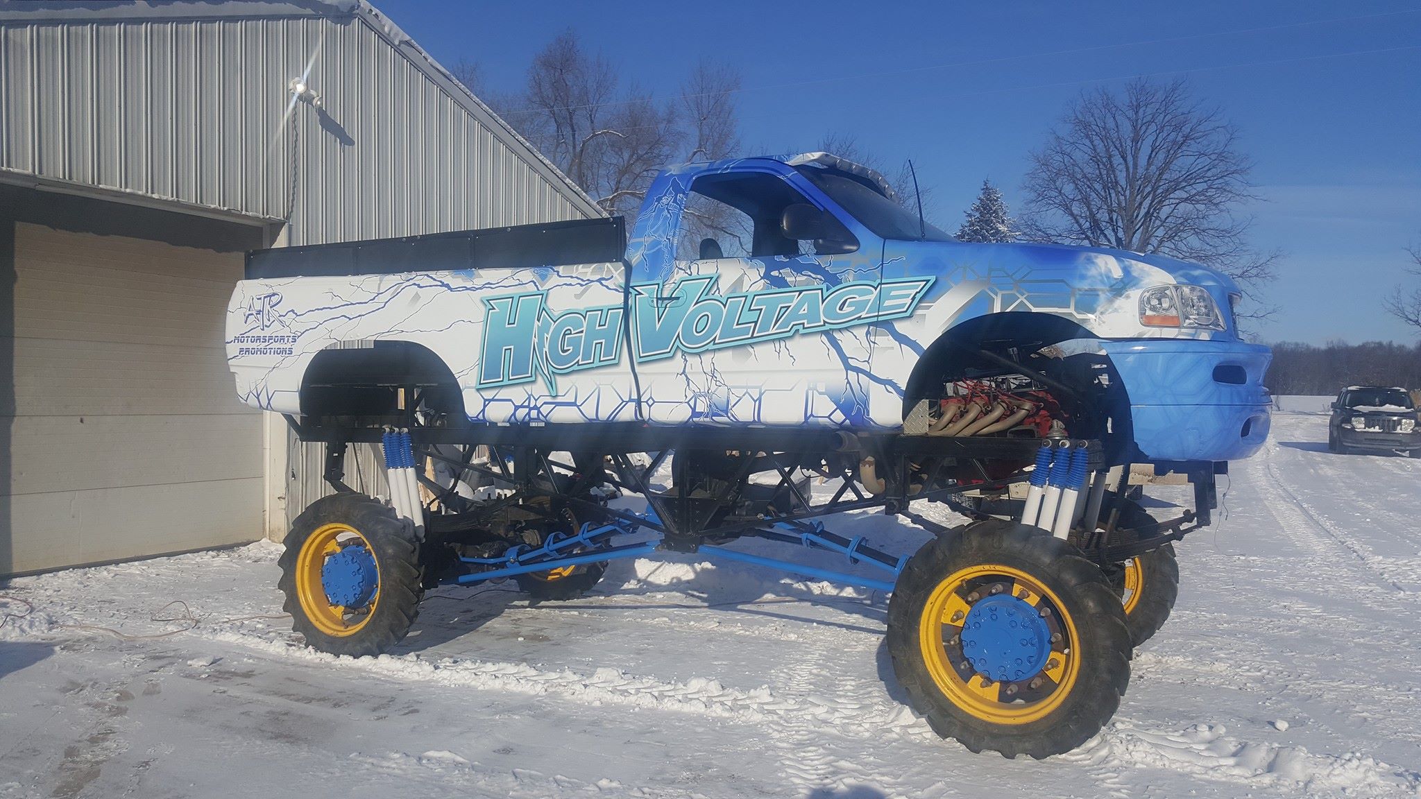 Featured Project: Wrap Heroes of the Motor City | GRAPHICS PRO