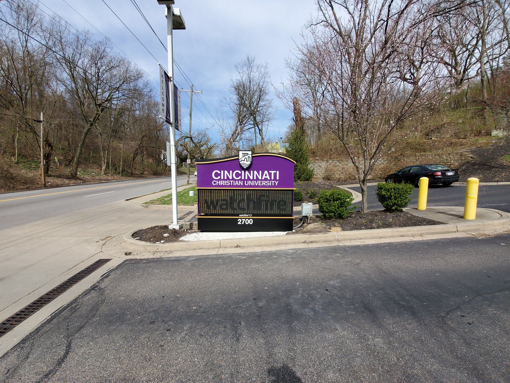 Featured Project: Atlantic Sign Installs an EMC | GRAPHICS PRO