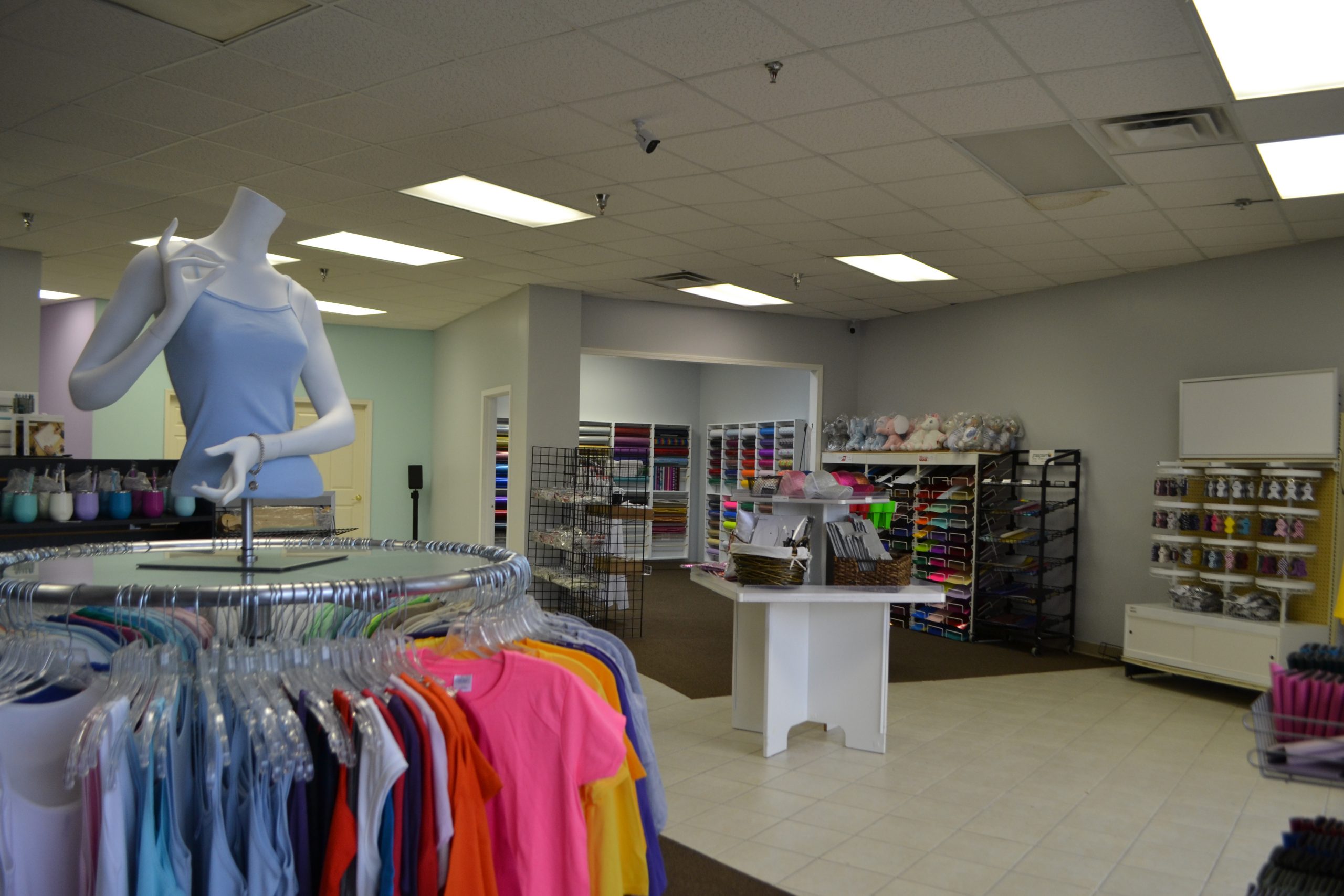 A&E Exclusive: Studio 1883 Opens in Southern Indiana