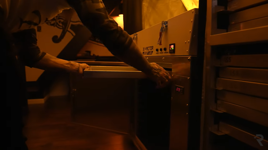 What A Screen Drying Cabinet Does For Your Darkroom