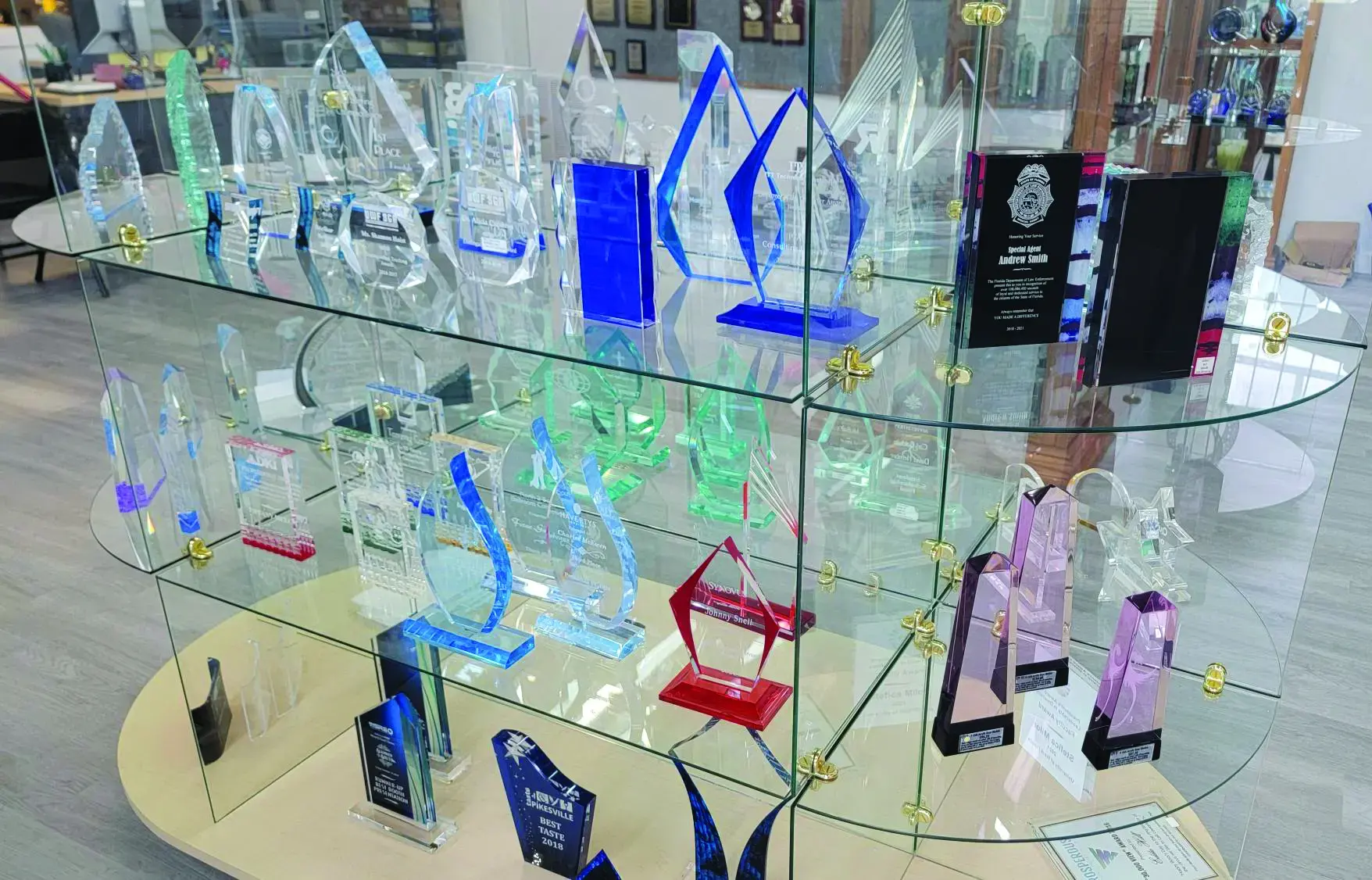 Corporate Awards: Regard, Remark, Reward, Repeat